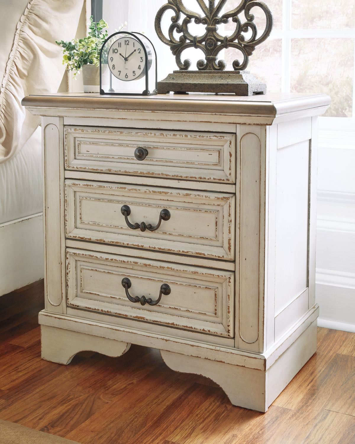 Realyn Nightstand – Ashley Furniture - Brunei